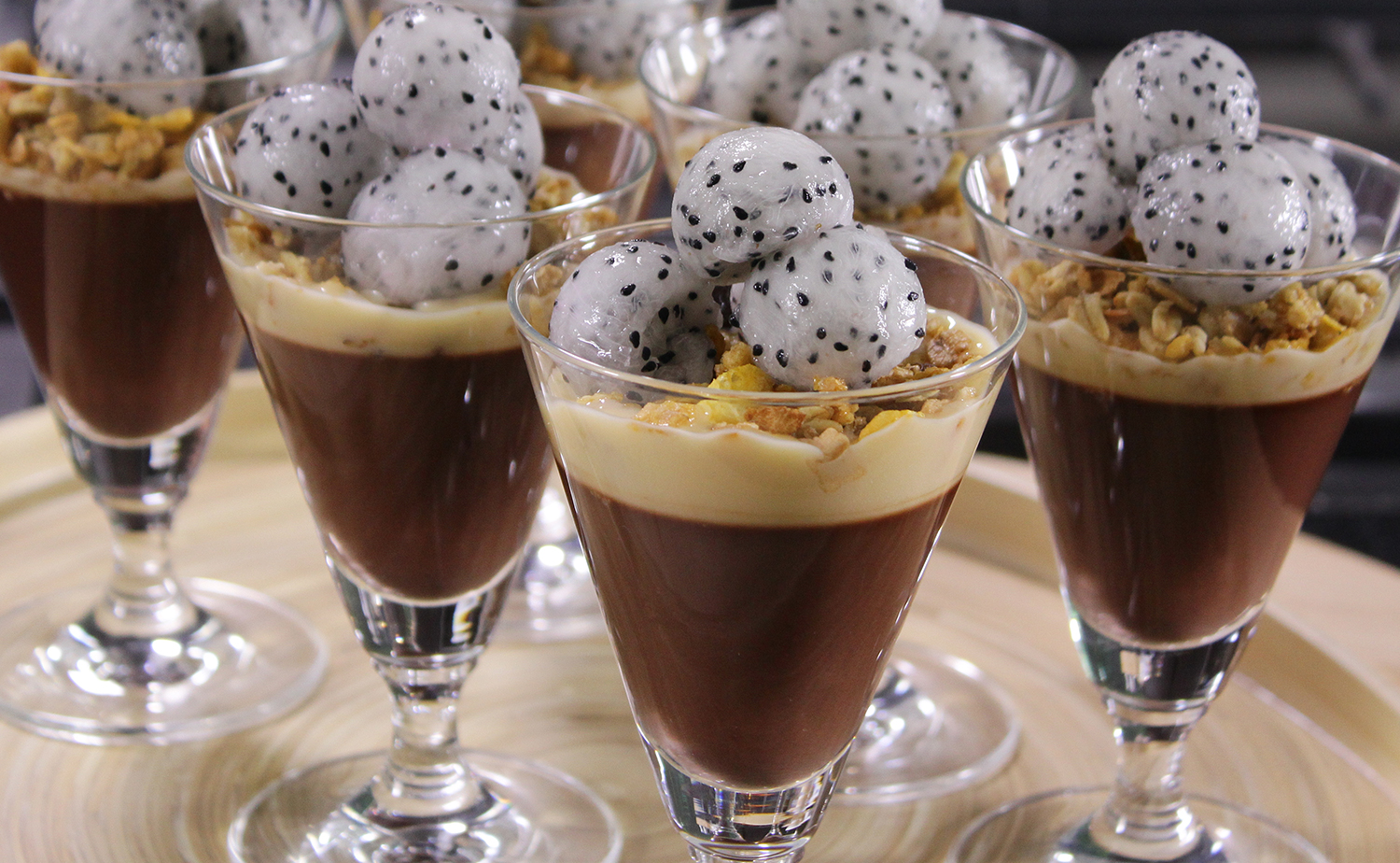 Healthy Cashew Milk Panna Cotta Parfait (พาร์เฟ่ต์แพนนาคอตต้านมเม็ด ...