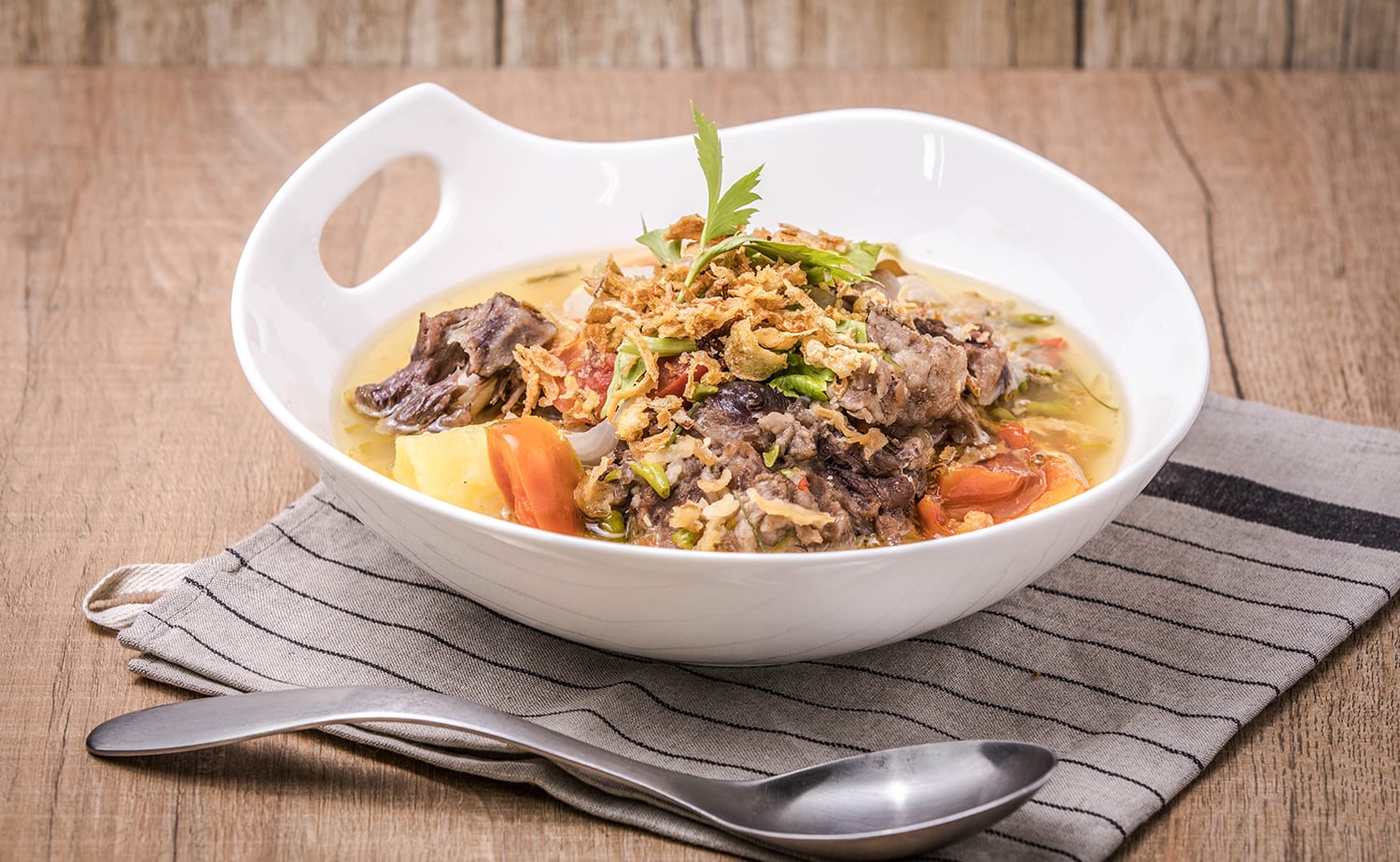 Ox Tail Soup (ซุปหางวัว)