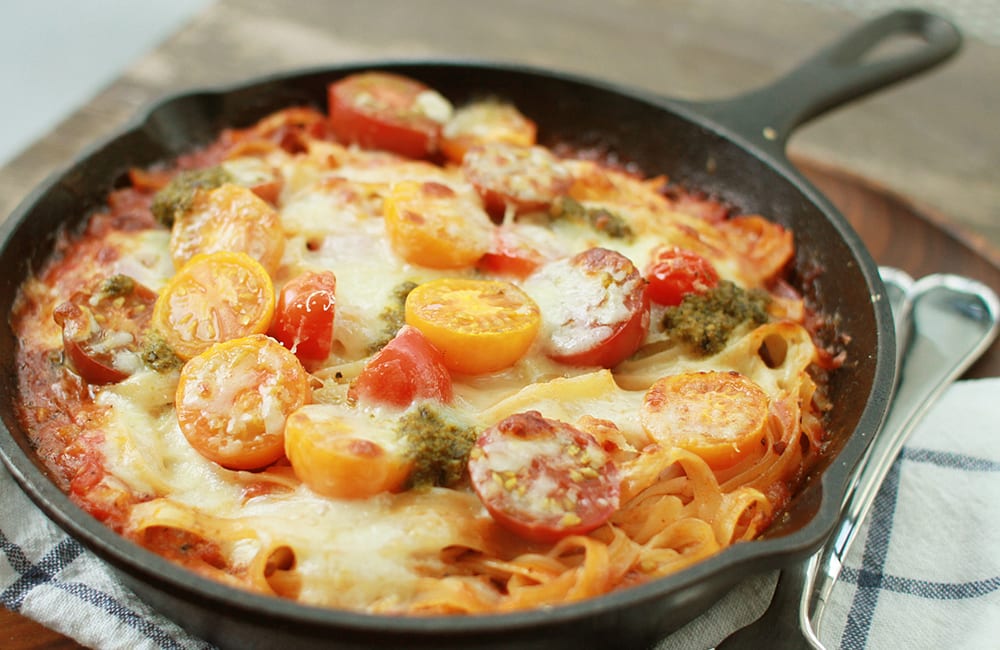 Baked Cheesy Tomato Pasta (พาสต้าชีสมะเขือเทศอบ)