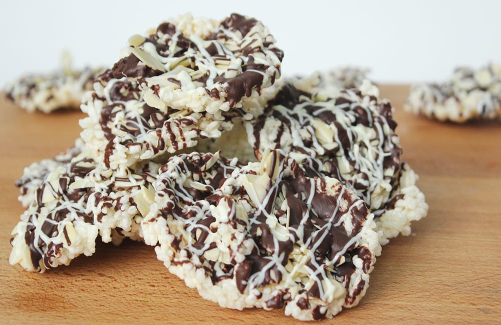 Chocolate Rice Crackers (นางเล็ดช็อกโกแลต)