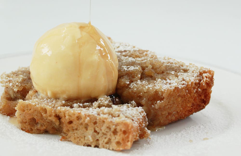 Walnut & Honey Pudding (พุดดิ้งวอลนัตน้ำผึ้ง)