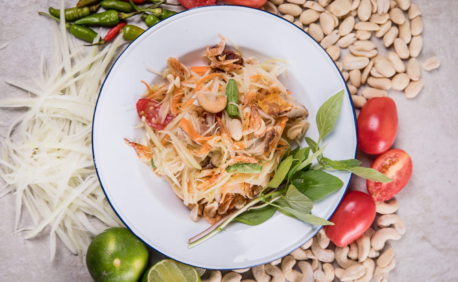 Som Tum with Crisp Pork Belly (ส้มตำหมูกรอบ)