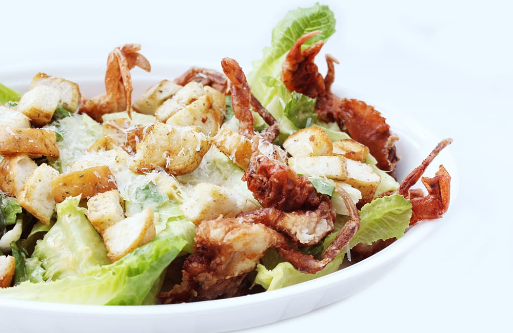 Soft-Shell Crab Japanese Caesar Salad (สลัดซีซ่าร์ปูนิ่มแบบญี่ปุ่น)