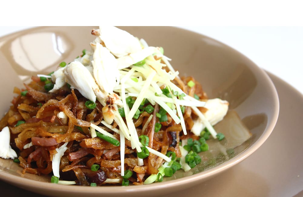 E Mee (อีหมี่)