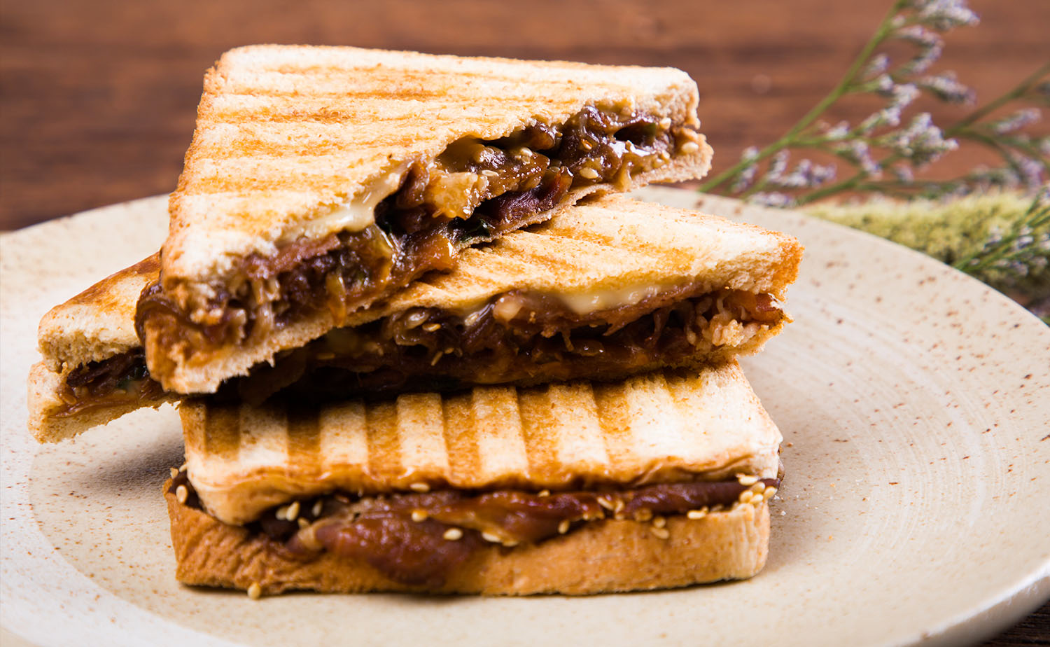 Cheese Teriyaki Pork Panini (ชีสปานีนีหมูเทริยากิ)