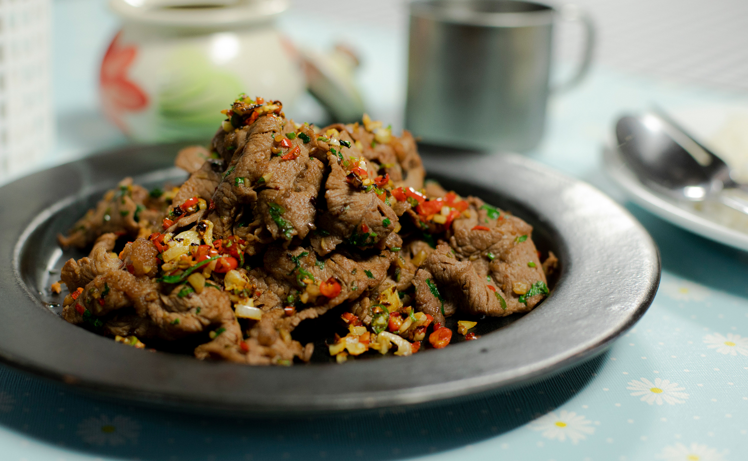 Salt and Chilli Beef (เนื้อคั่วพริกเกลือ)
