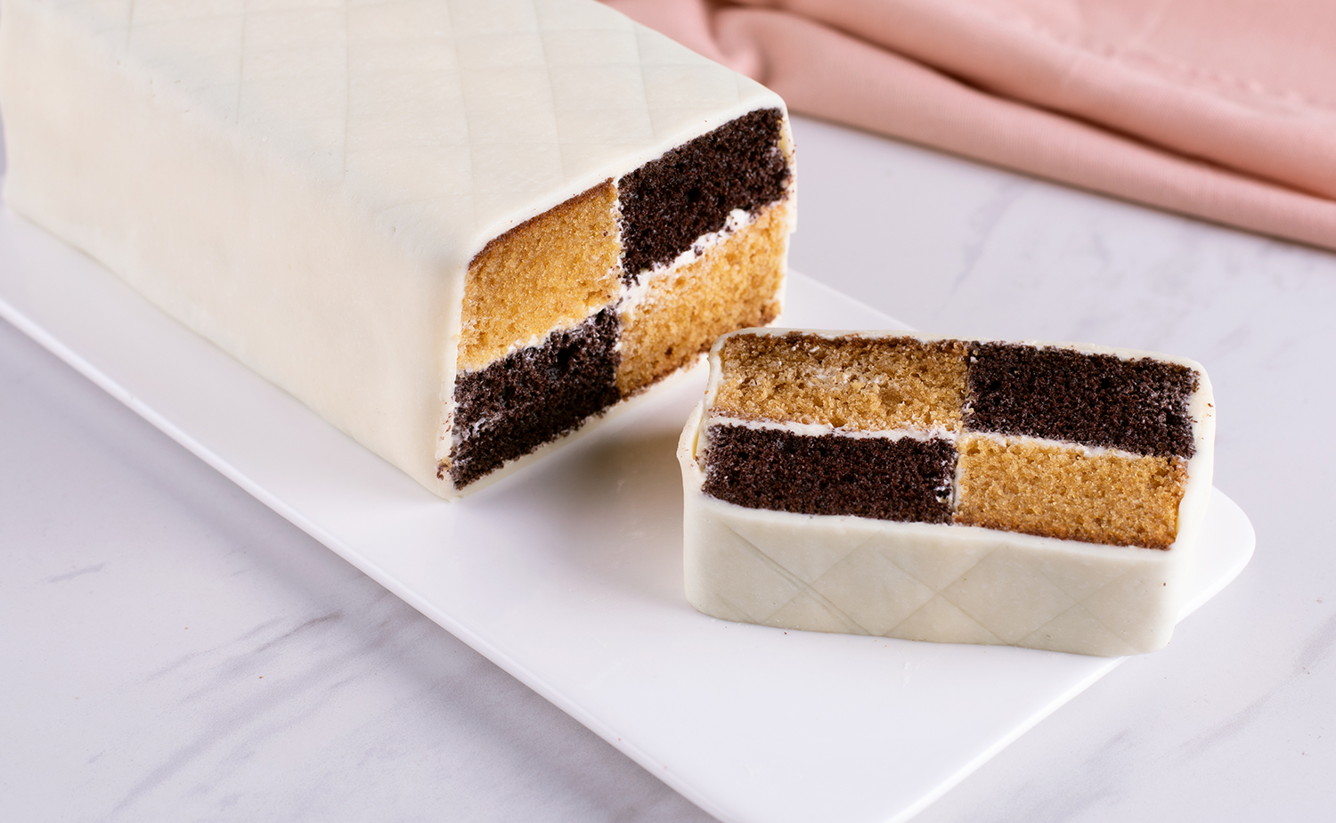 Checkerboard Cake (เค้กตาราง)