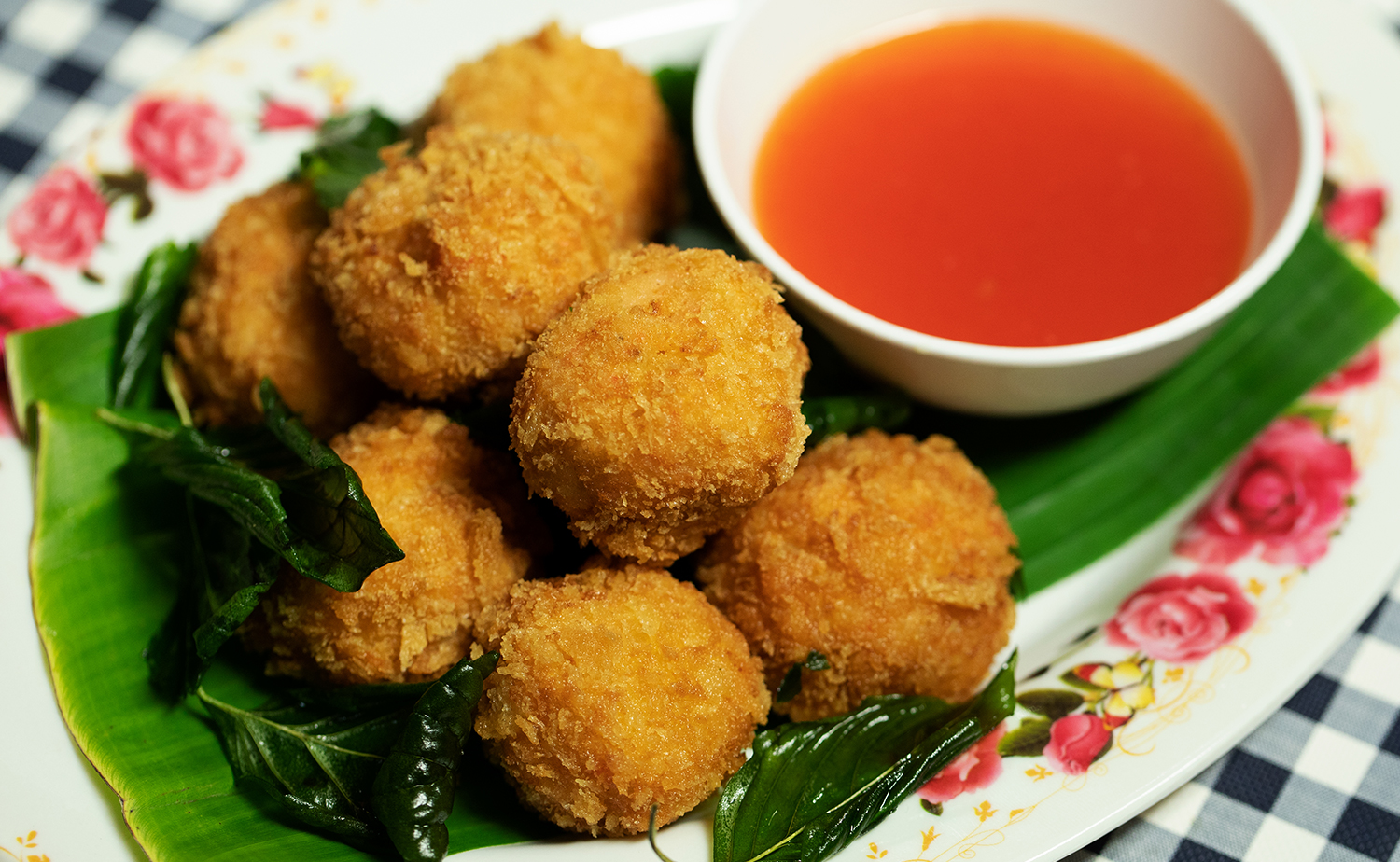 Crispy Thai Prawn Cake (ทอดมันกุ้ง)