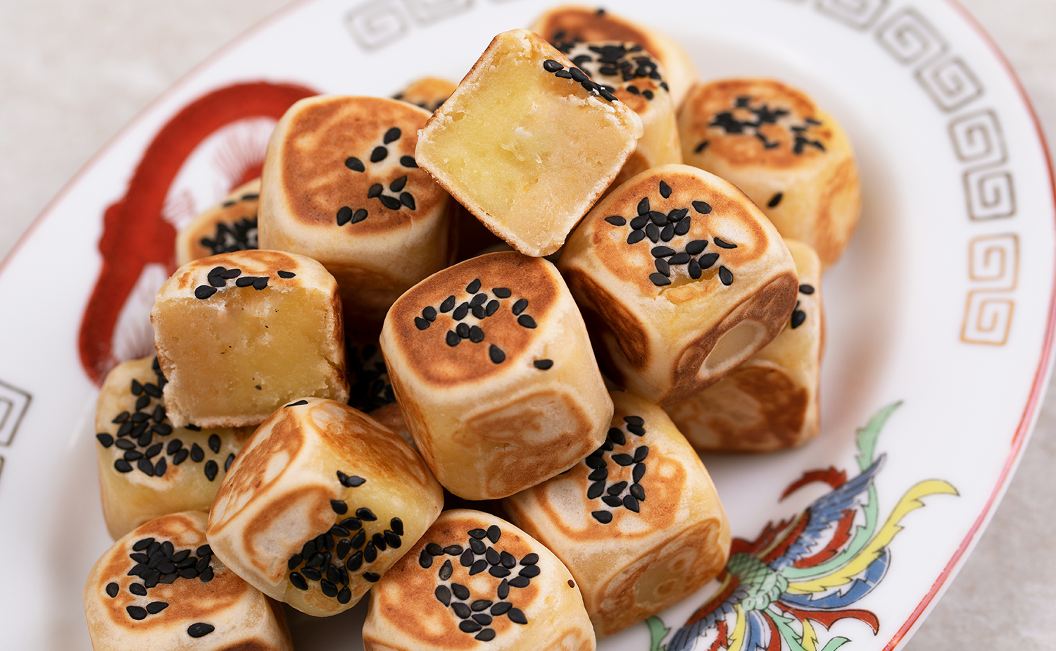 Dice Bean Cake (ขนมลูกเต๋า)