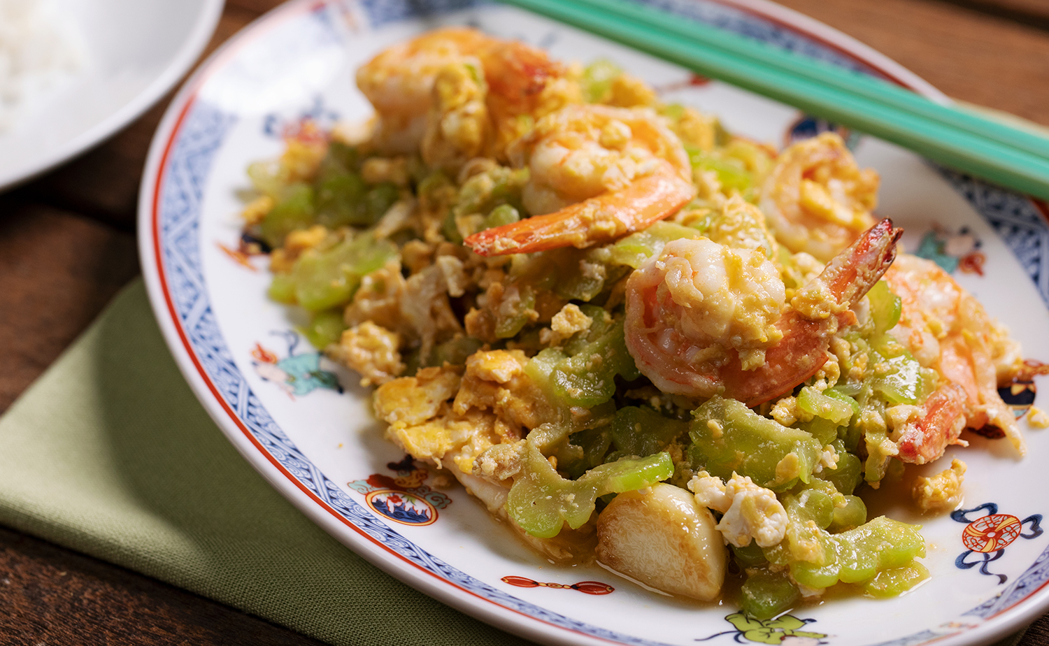 Stir-fried Bitter Gourd with Egg (มะระผัดไข่)