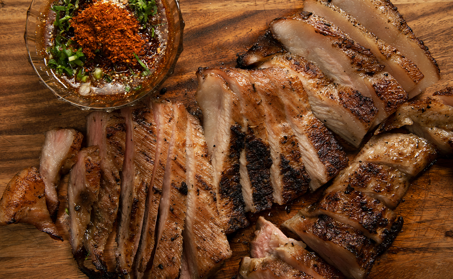 Grilled Pork Jowl (คอหมูย่าง)