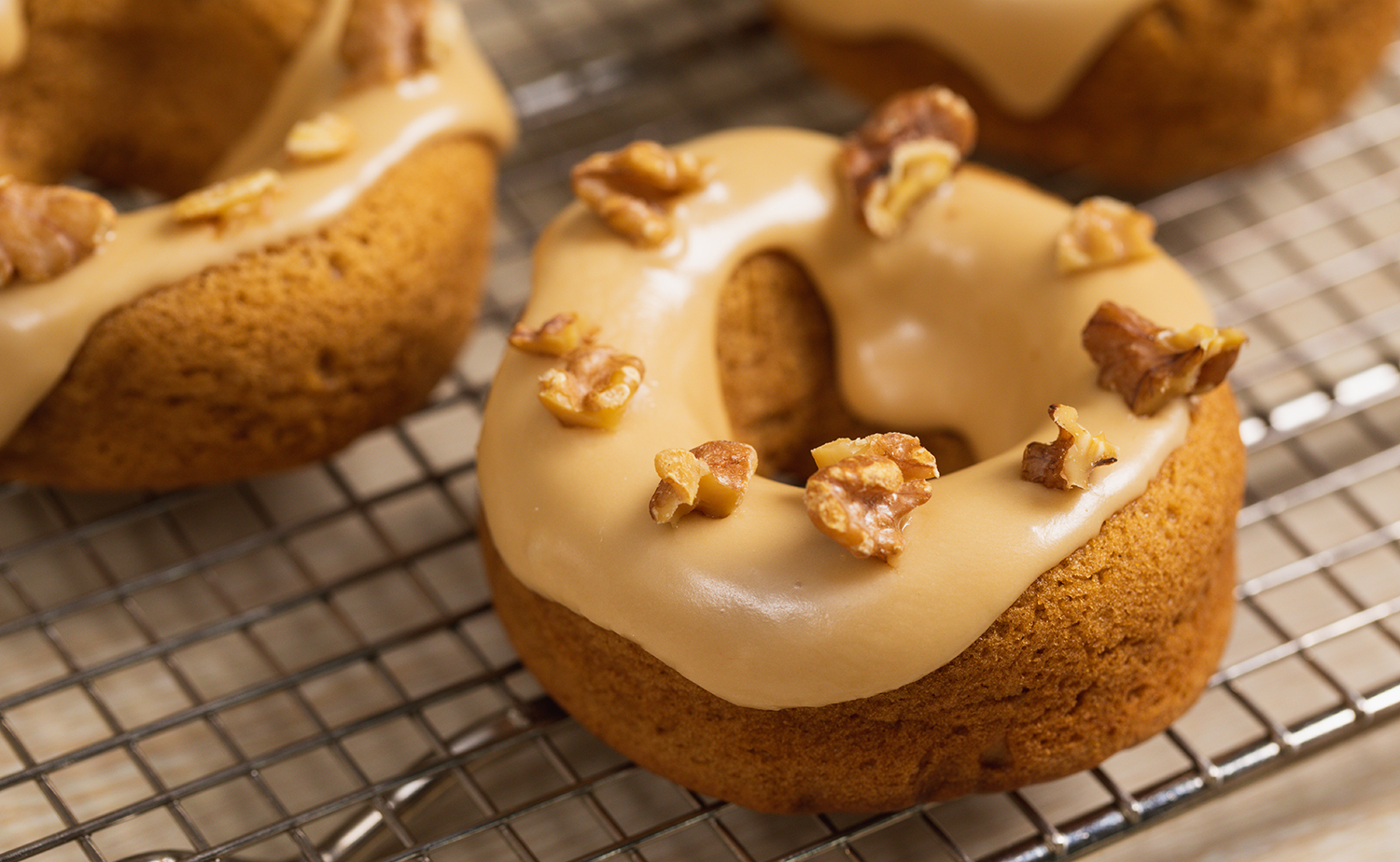 Coffee Nut Donut (คอฟฟี่นัทโดนัท)