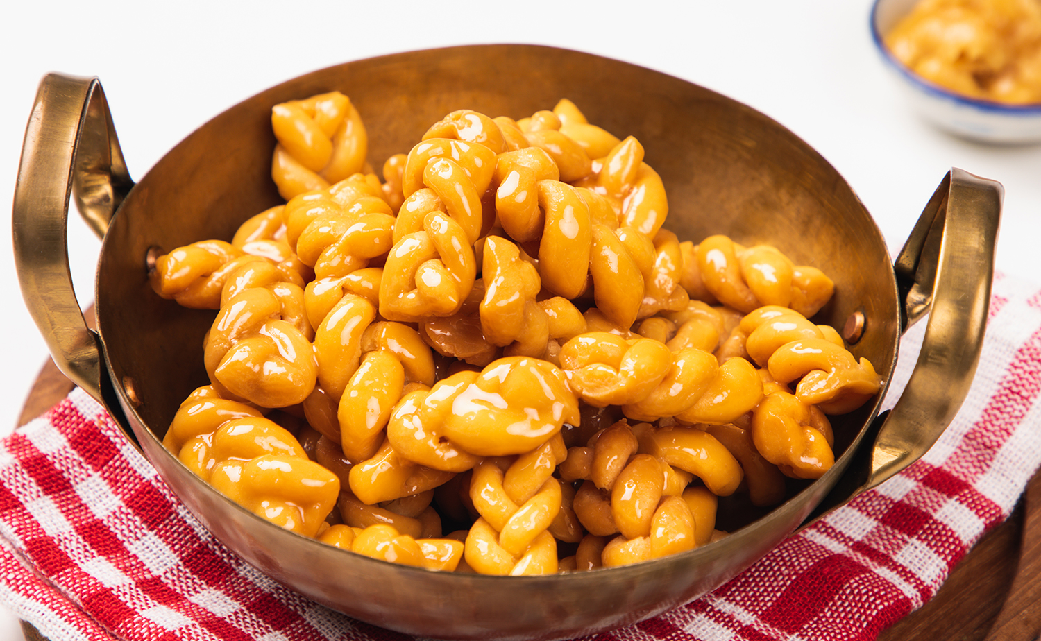 Kanom Pia (ขนมเปีย)