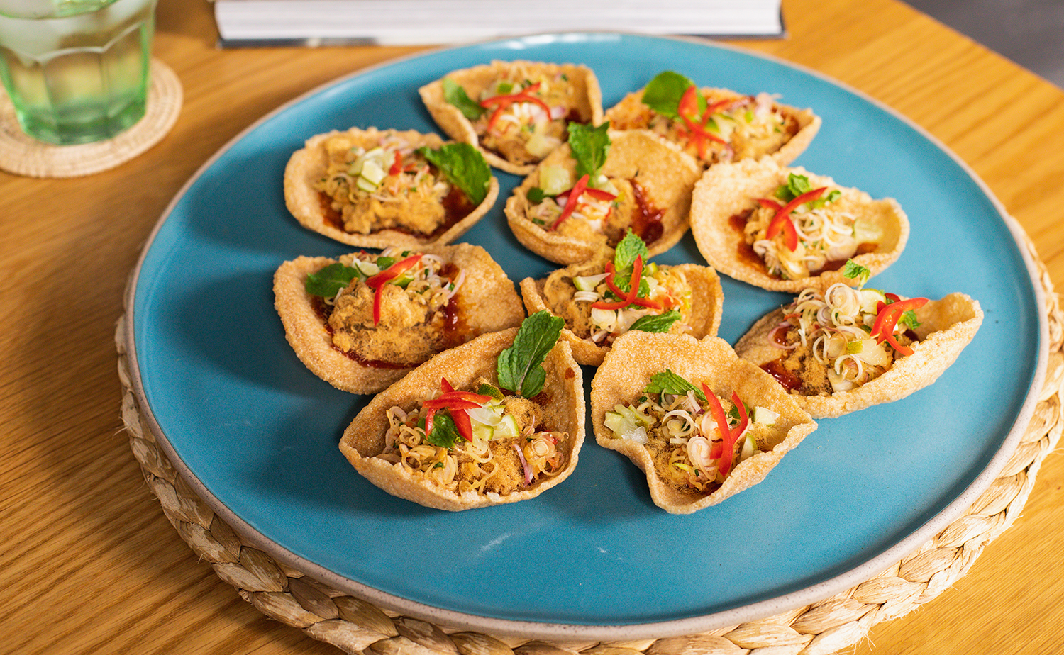 Prawn Crackers with Pork Floss and Herb Salad (ข้าวเกรียบกุ้งน้ำพริกเผา ...