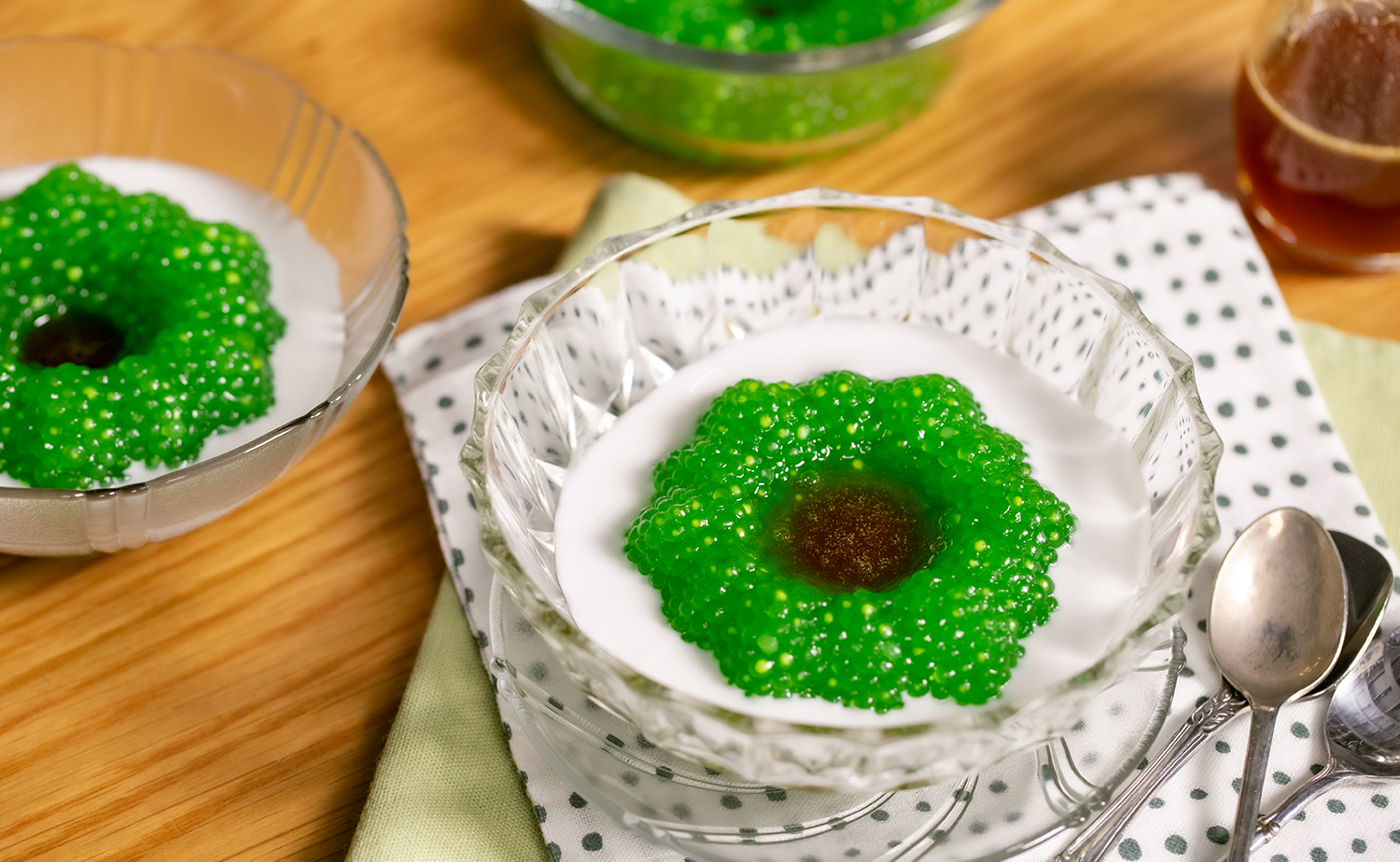 Pandan Sago Pudding with Coconut and Palm Sugar (สาคูใบเตยน้ำกะทิ)