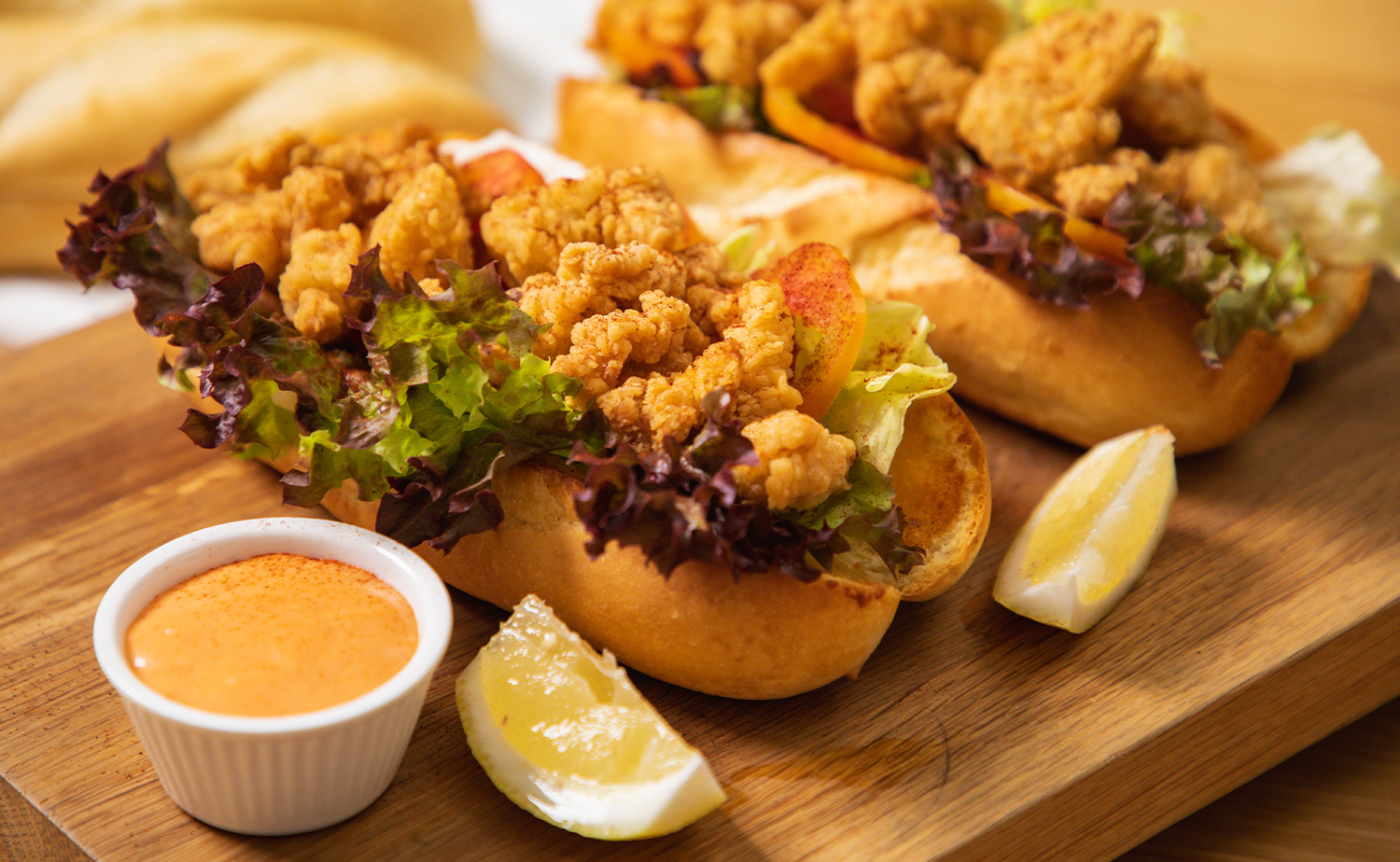Popcorn Chicken Submarine Sandwich (ป๊อบคอร์นชิกเก้นแซนด์วิช)