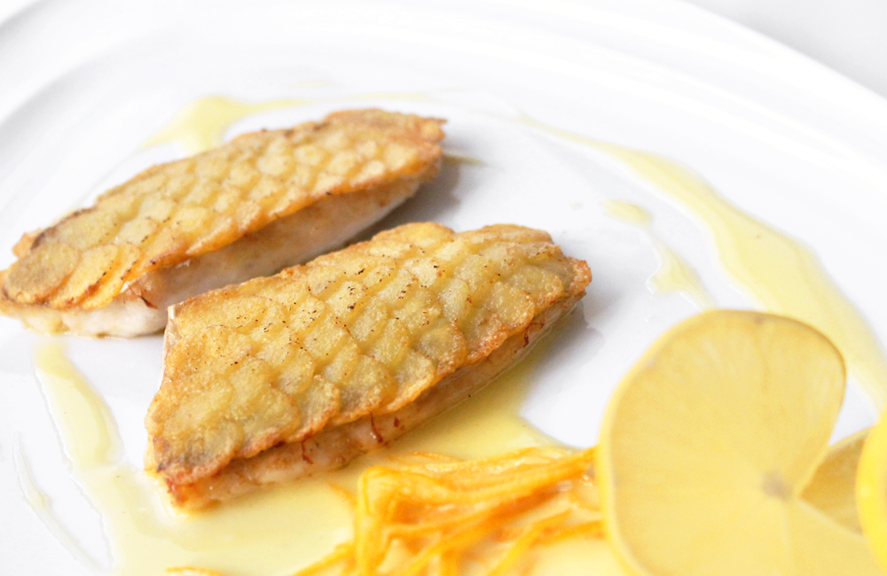 Fish with Potato Scales with Orange Butter Sauce (ปลาทอดเกล็ดมันฝรั่ง ...