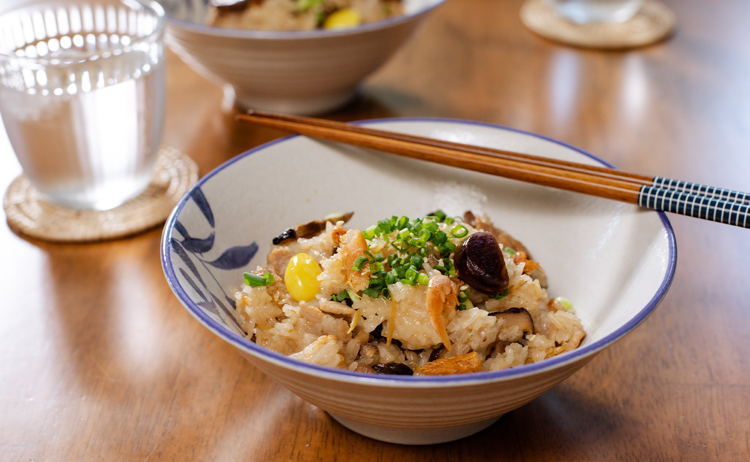 Sticky Rice with Pork and Chestnut (ข้าวเหนียวทรงเครื่อง)