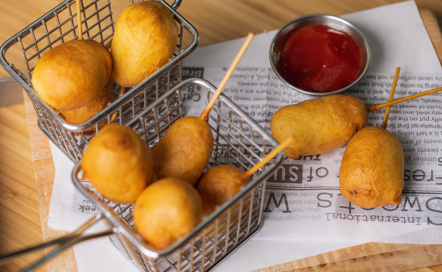 Mini Corn Dogs (มินิคอร์นดอก)