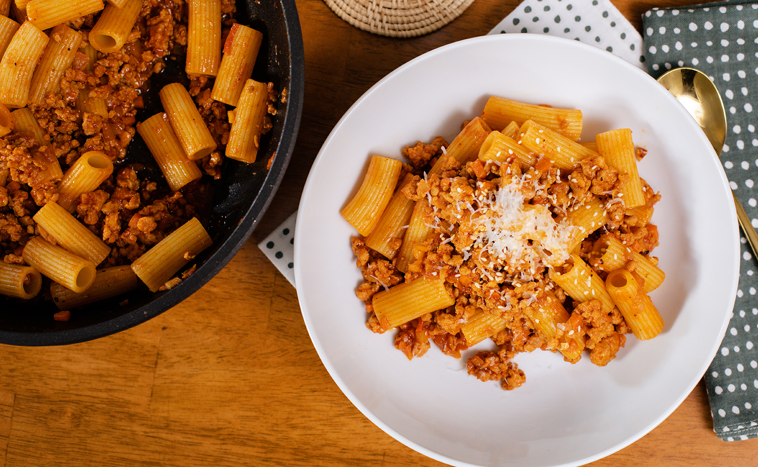 Rigatoni with Korean Meat Sauce (รีกาโตนีซอสหมูสไตล์เกาหลี)