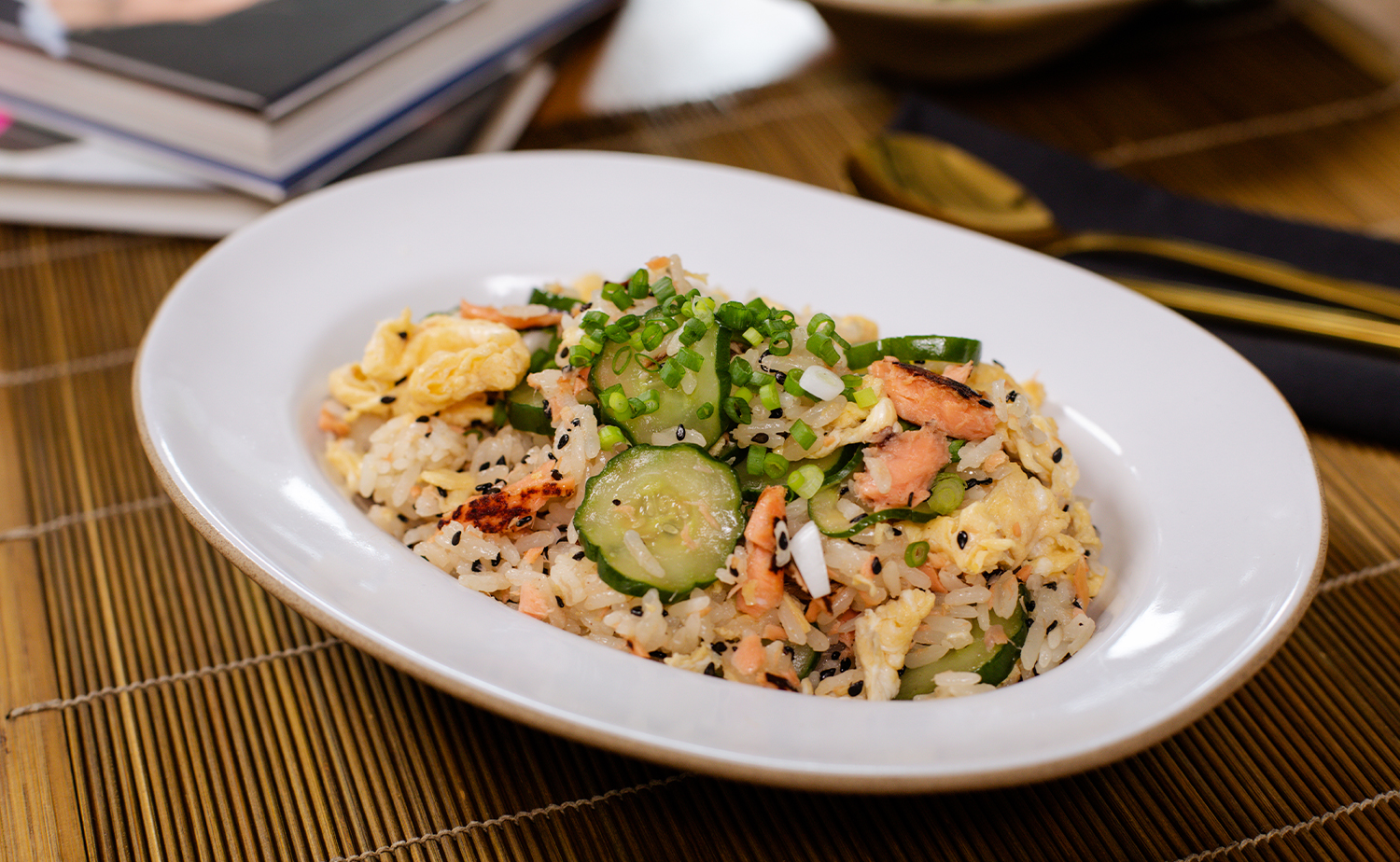 Salted Salmon Sticky Rice Balls (ข้าวปลาแซลมอนสไตล์ญี่ปุ่น)