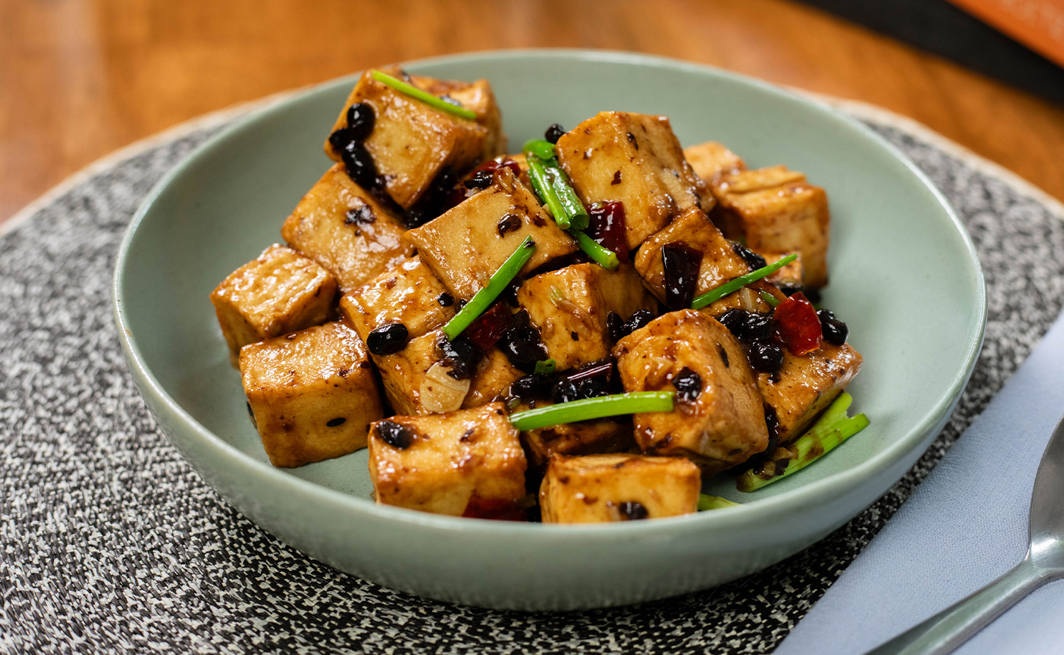Fish Tofu with Black Bean Sauce (เต้าหู้ปลาผัดเต้าซี่)