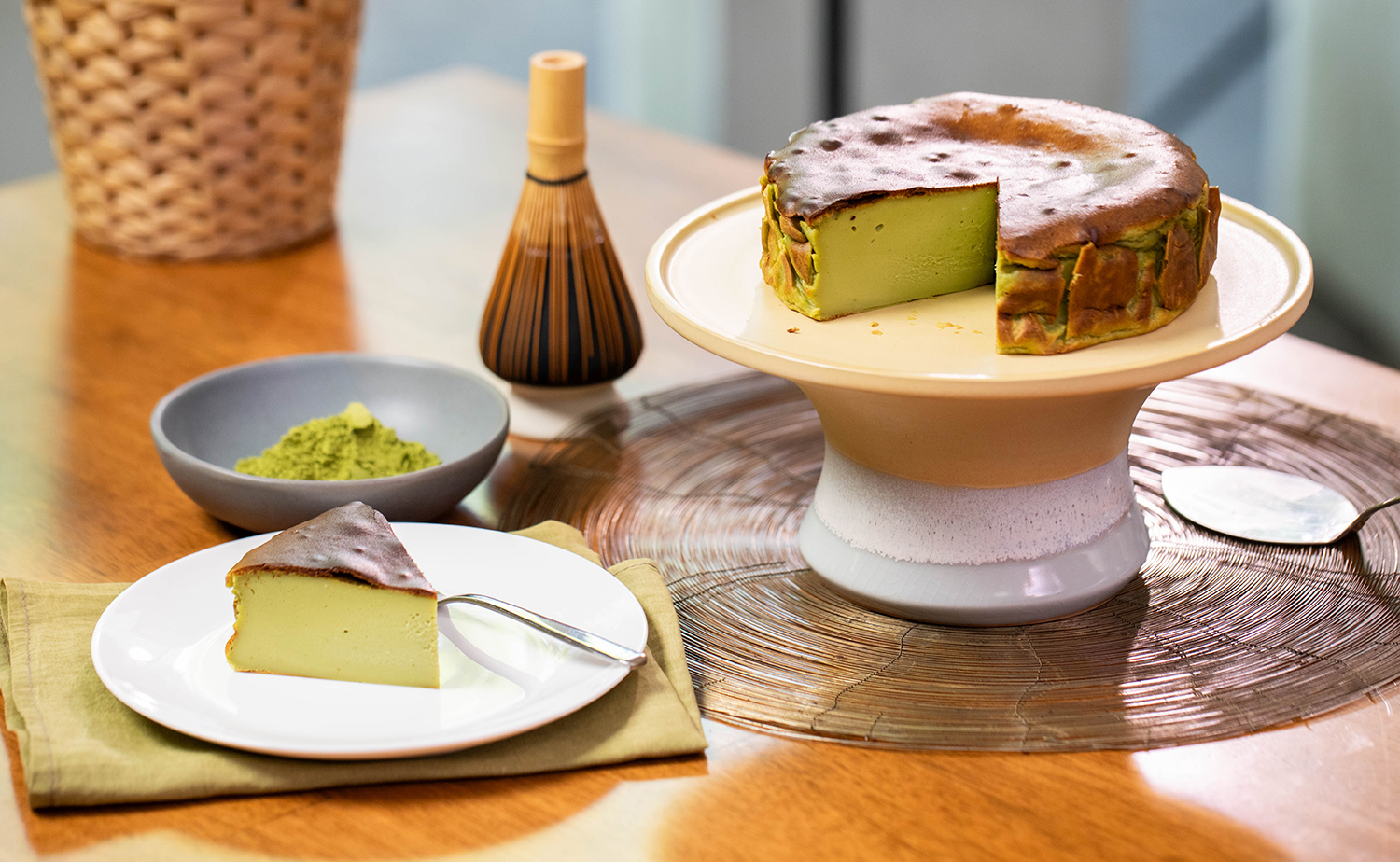 Matcha Burnt Cheesecake (ชีสเค้กชาเขียวหน้าไหม้)