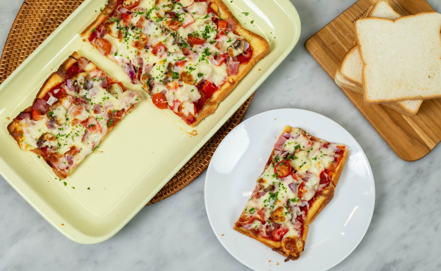 Pizza Toast (พิซซ่าโทสต์)