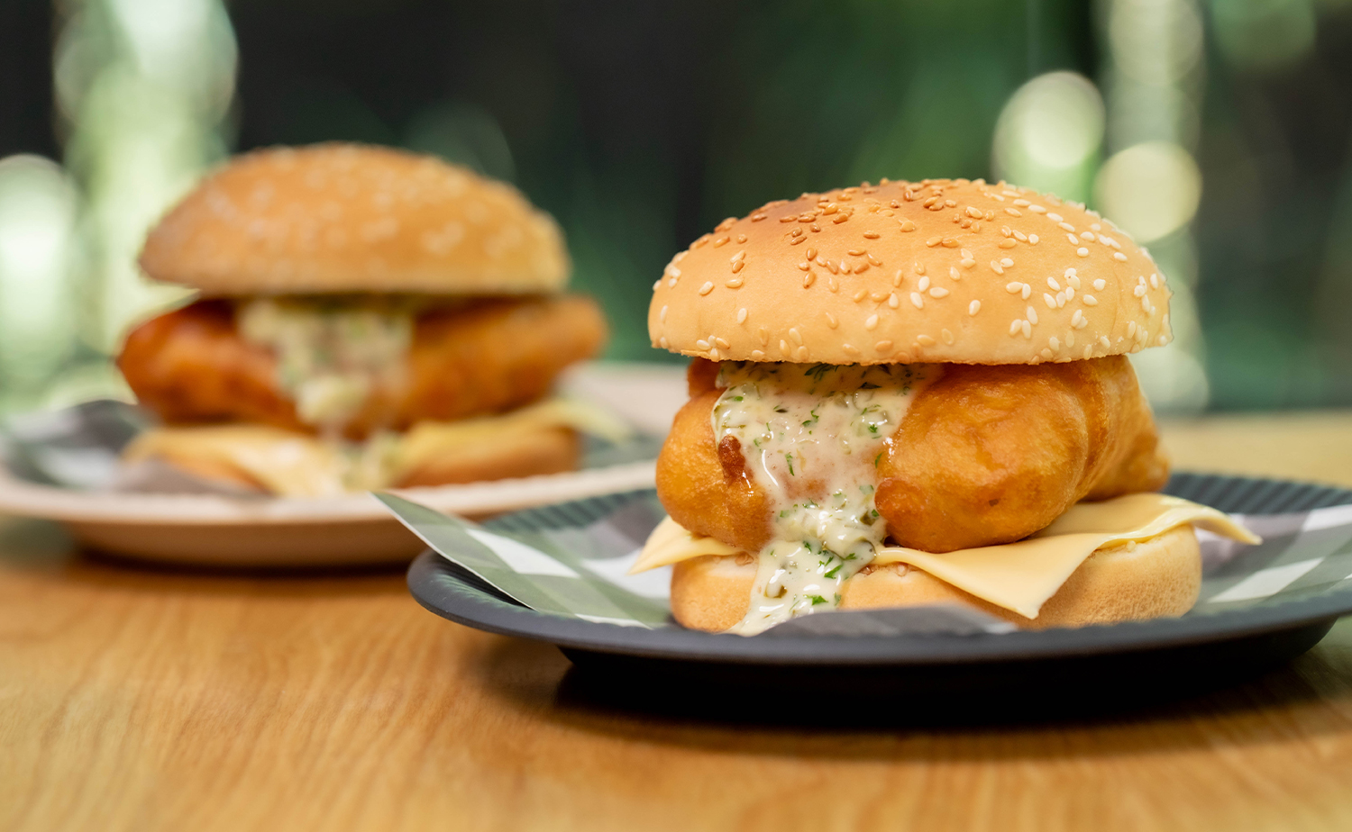 Beer-Batter Fish Burger (เบอร์เกอร์ปลาทอดแป้งเบียร์)