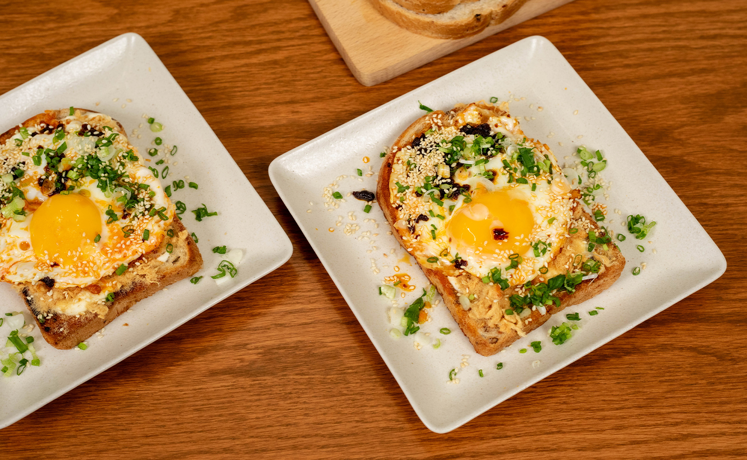 Chilli Pork Floss and Egg Toast (ขนมปังหมูหยองไข่ดาวน้ำพริกเผา)