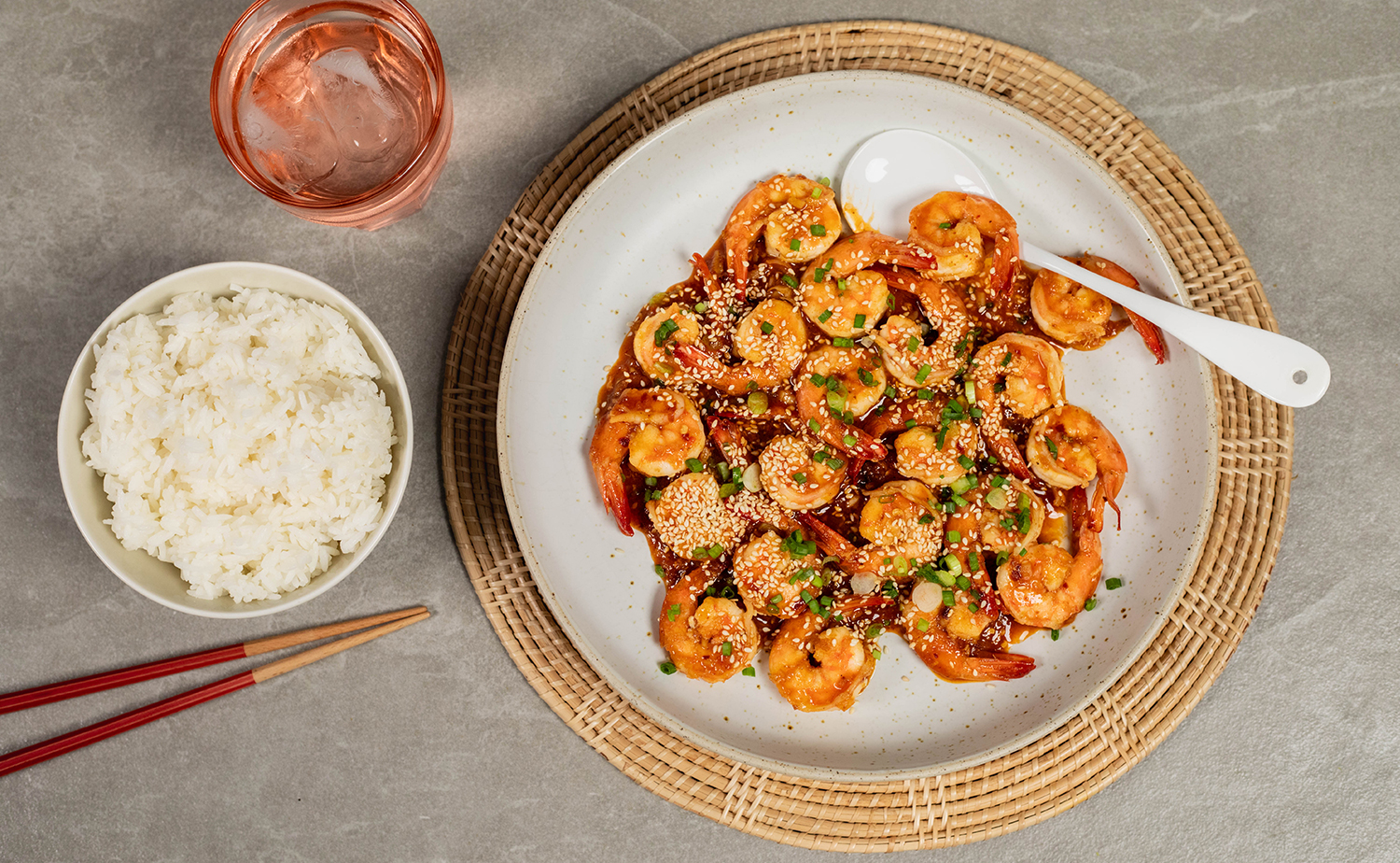 Spicy Garlic Ginger Prawns (กุ้งผัดซอสพริกกระเทียม)