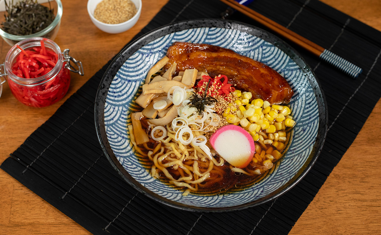 Kakuni Ramen (ราเมงหมูสามชั้นต้มซีอิ๊ว)