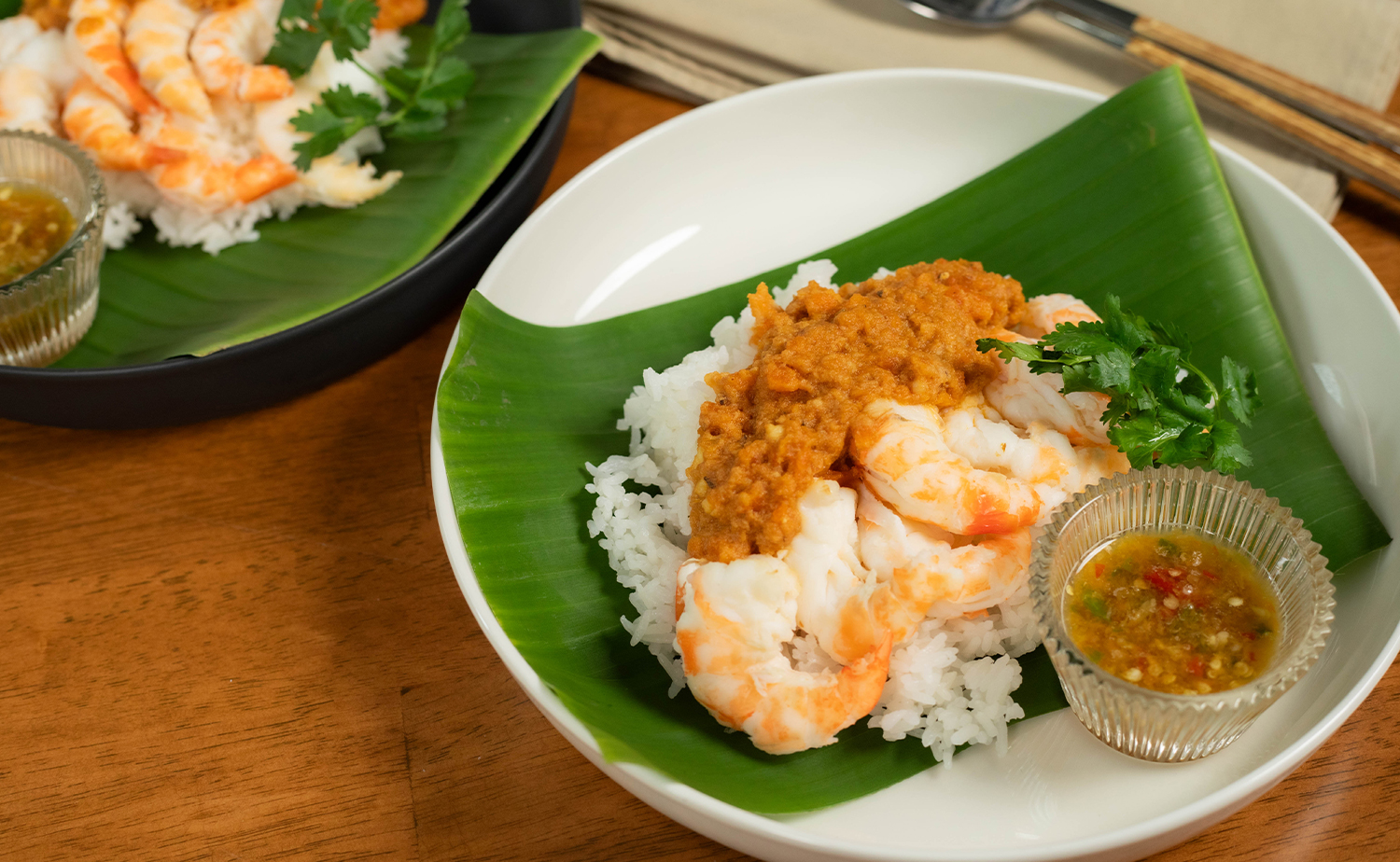 River Prawn Rice with Salted Egg Sauce (ข้าวกุ้งแกะซอสไข่เค็ม)