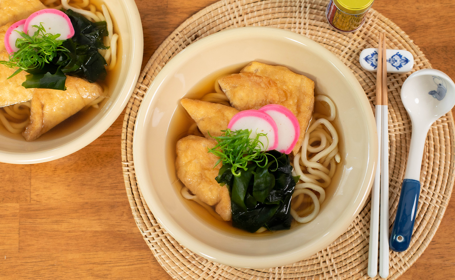 Kitsune Udon (อูด้งในซุปเต้าหู้ทอด)