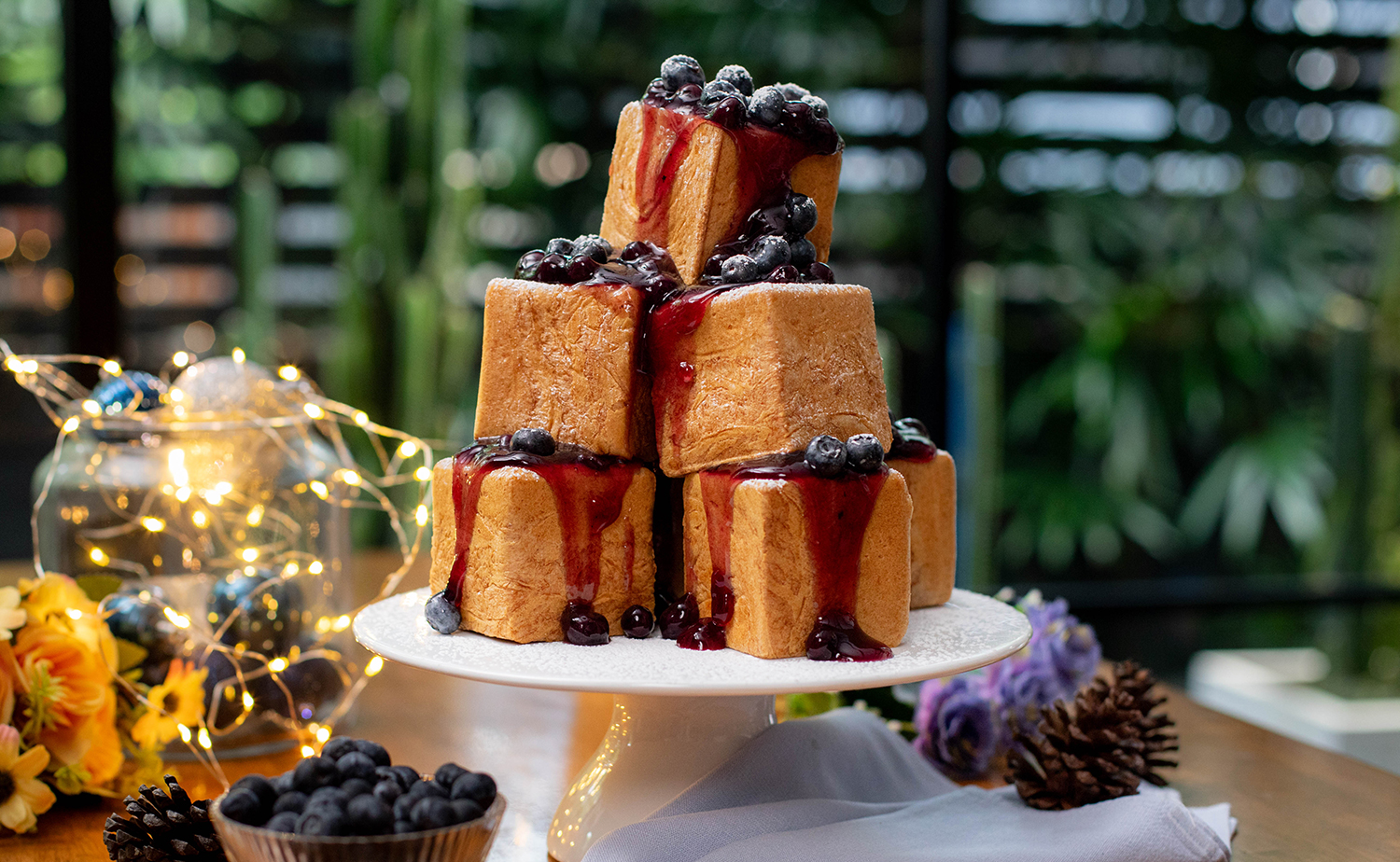 Blueberry Cream Cheese Choux Cubes (ชูครีมลูกเต๋าบลูเบอร์รี่ครีมชีส)