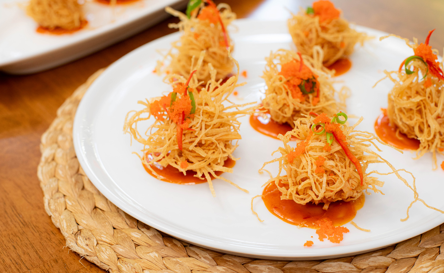 Mala Shrimp Dimsum (เกี๊ยวกุ้งทอดซอสหม่าล่า)