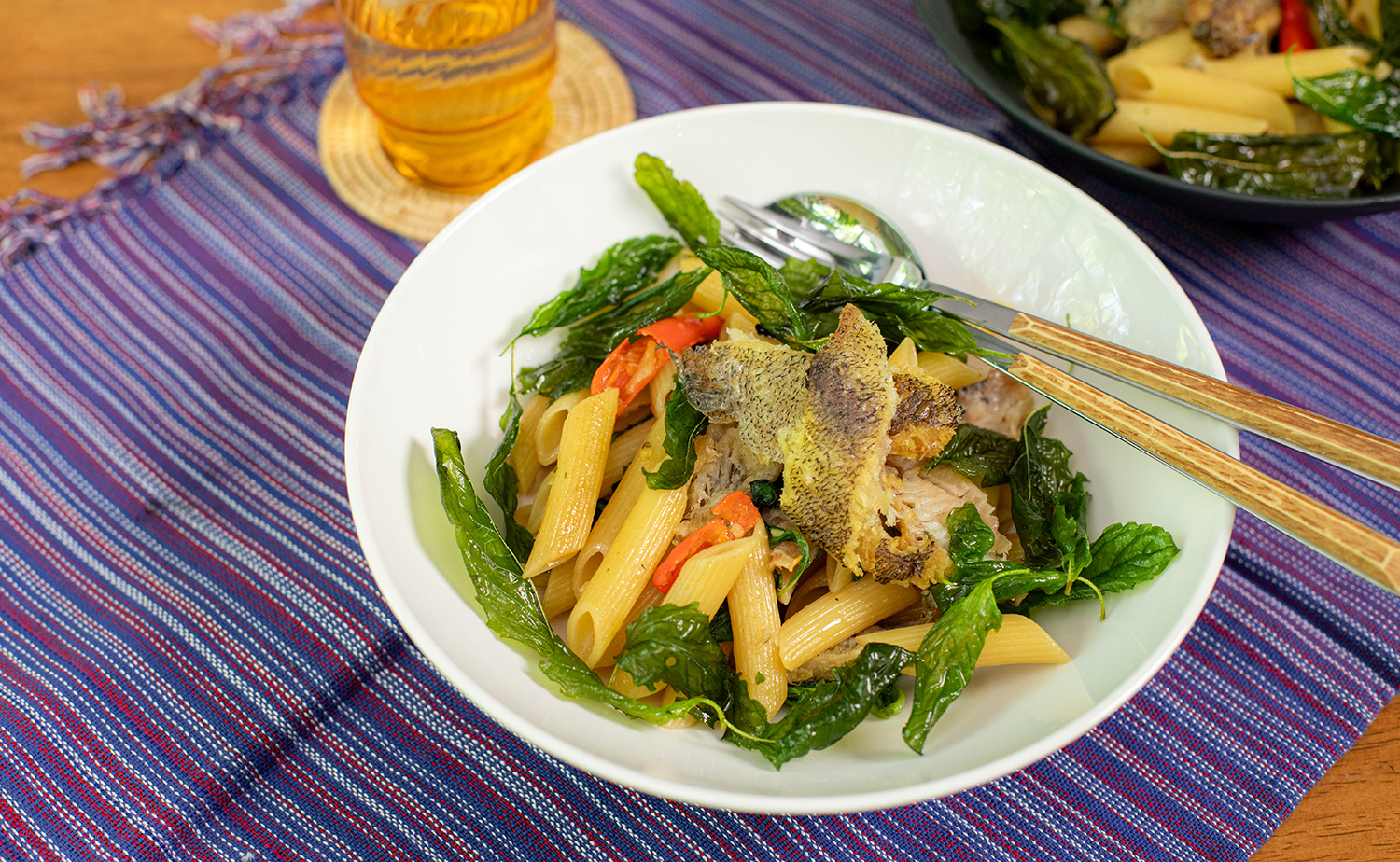 Crispy Fish Penne with Thai Basil Sauce (เพนเน่ปลาสลิดกรอบซอสกะเพรา)