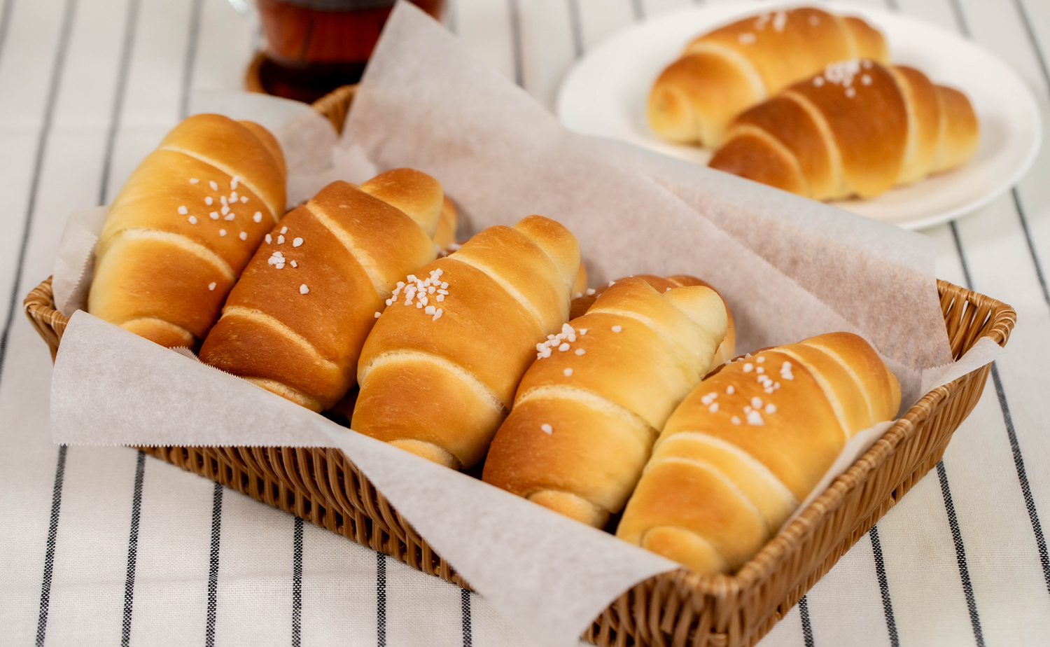 Shio Pan (ขนมปังเกลือ)