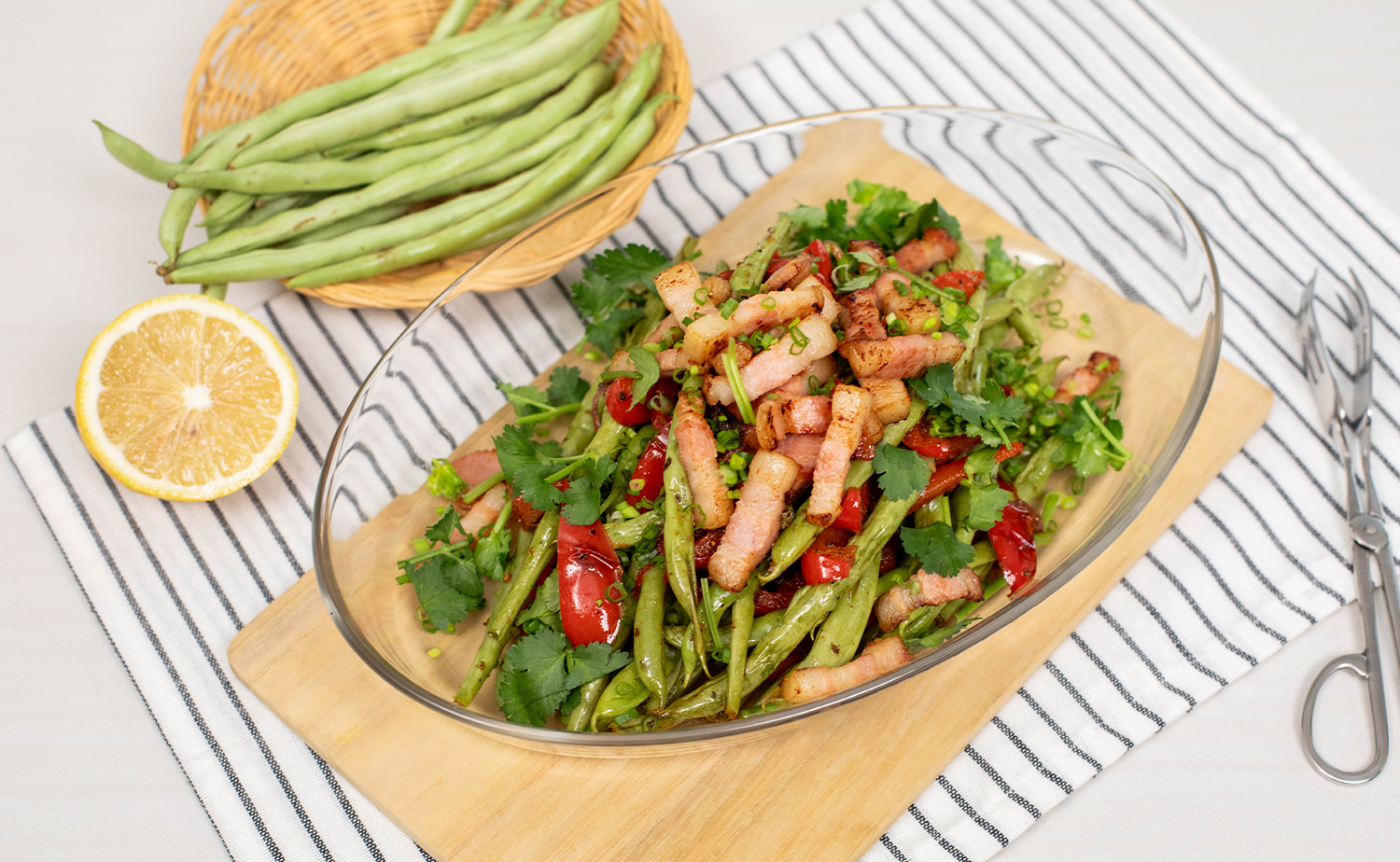 Warm Green Bean Salad (สลัดถั่วแขก)
