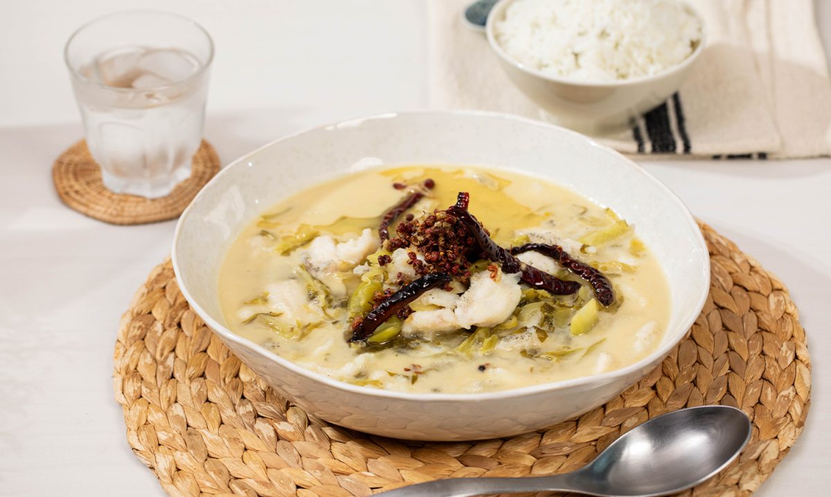 Braised Grouper with Pickled Mustard Greens (ปลาเก๋าต้มผักกาดดอง)