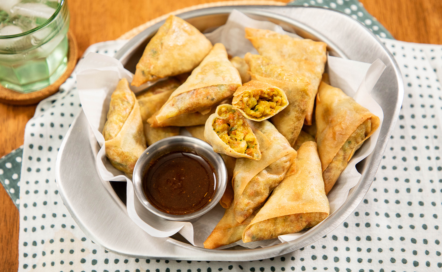 Chicken Samosa Spring Rolls (เปาะเปี๊ยะซาโมซ่าไก่)
