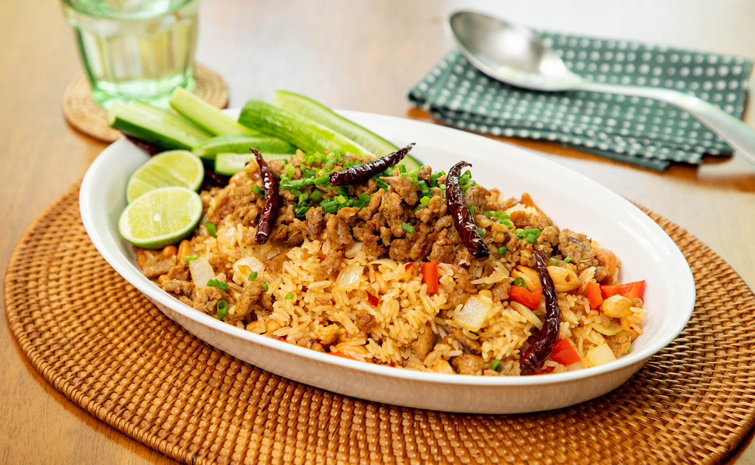 Chicken & Cashew Nut Fried Rice (ข้าวผัดไก่สับเม็ดมะม่วงหิมพานต์)