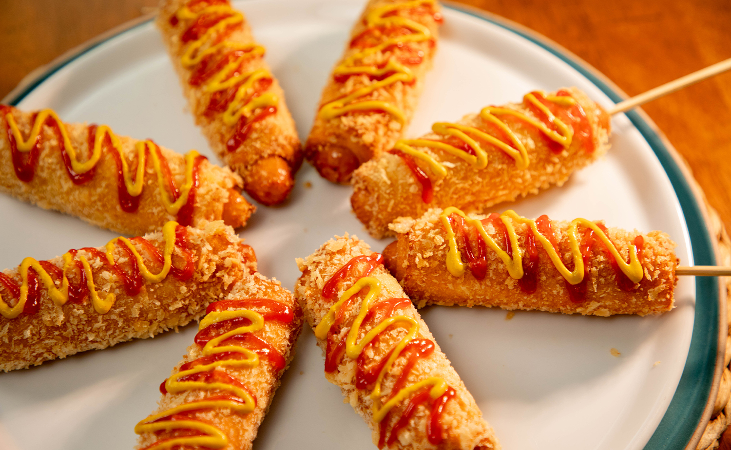 Crispy Hot Dog Roll (ฮอทดอกปัง)